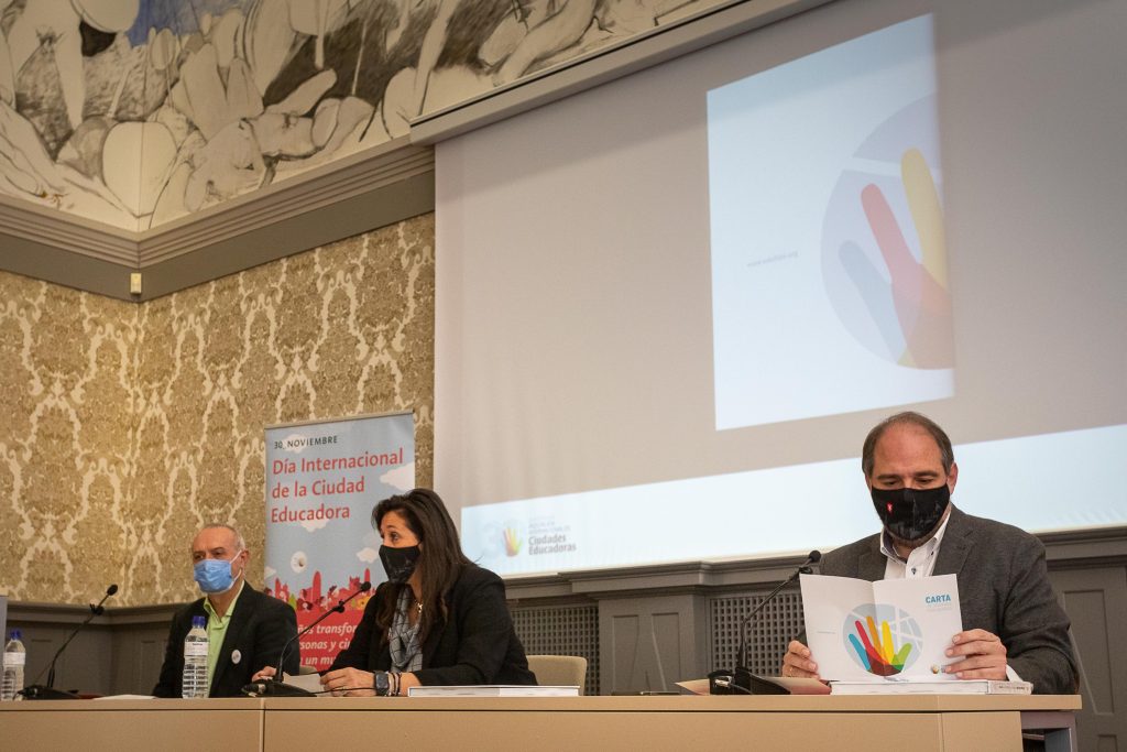 Comprar Tarjeta De Llamadas Internacionales - Tecno Guias